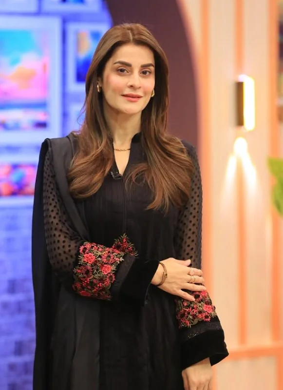 Amna Malik: Biography, Dramas List - WeGreen Entertainment