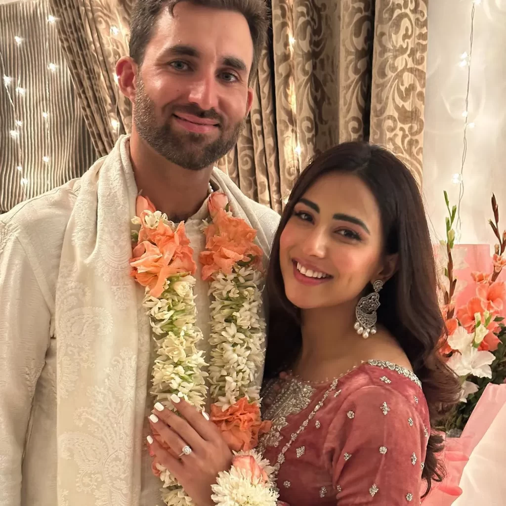 Ushna Shah: Biography, Dramas List - WeGreen Entertainment