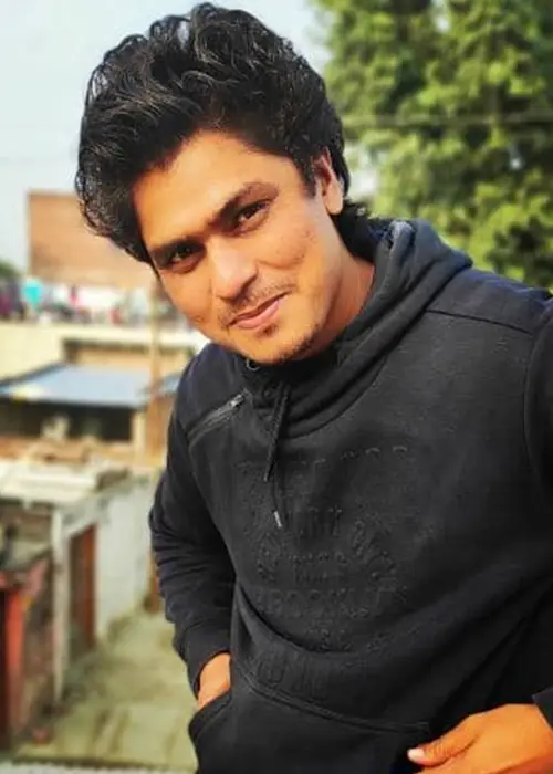 Alok Pandey: Biography, Movies List - WeGreen Entertainment