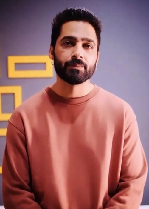 Dheeraj Kumar: Biography, Movies List - WeGreen Entertainment