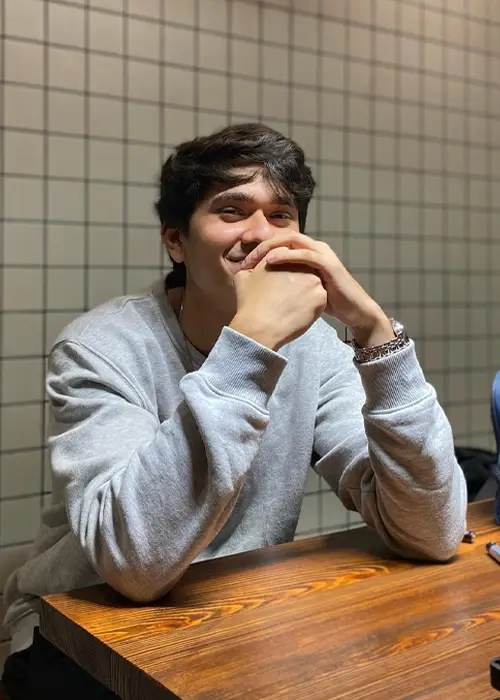 Samar Abbas: Biography, Dramas List - WeGreen Entertainment