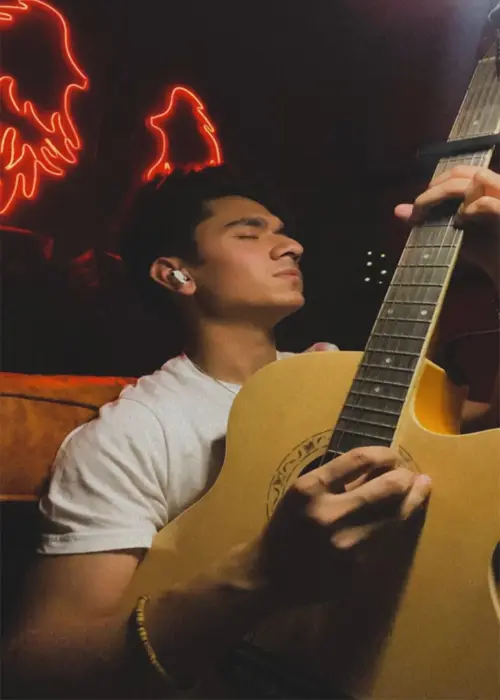 Samar Abbas: Biography, Dramas List - WeGreen Entertainment