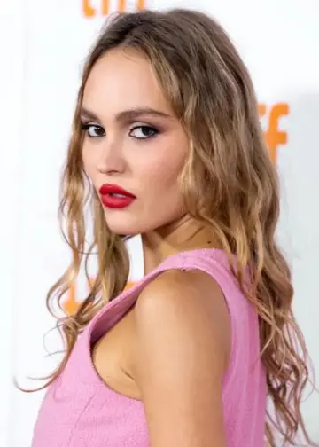 Lily-Rose Depp: Biography, Movies List - WeGreen Entertainment