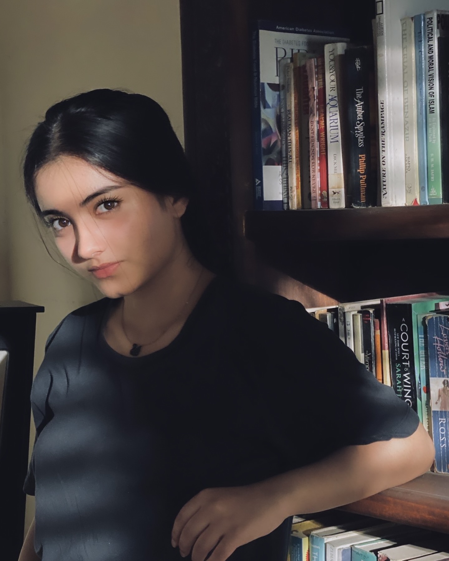 Nooray Zeeshan: Biography, Dramas List - WeGreen Entertainment