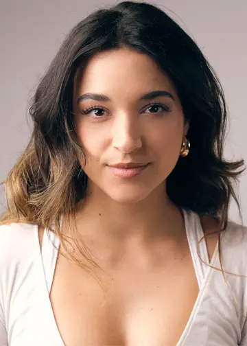 Sarah-jayne Riedel: Biography, Movies List - WeGreen Entertainment