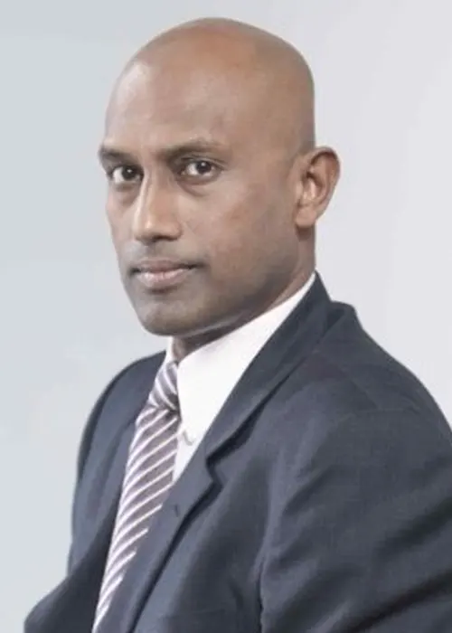 Sunder Aaron: Biography - WeGreen Entertainment